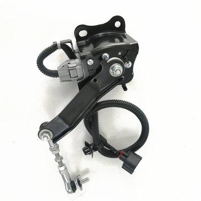 Front Suspension Height Control Level Sensor For Toyota Land Cruiser J100 J105 Lexus LX470 supplier