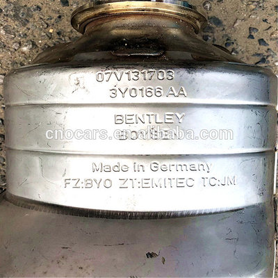 Completely Amazon hot sale New Car Catalytic Converter Decanner for Bentley Mulsanne Catalytic Clean 07V131703 supplier