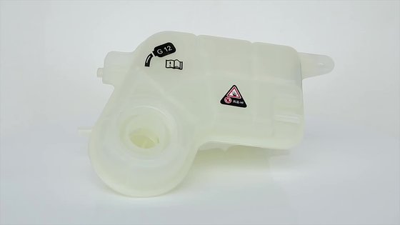 Warranty 4F0121403N Plastic Cooltant  Expansion Tank for Audi A6 A6Q A6AR Audi Car Engine Parts supplier