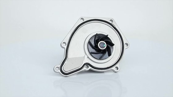 06E121018 B E Auto Engine Water Pump Assembly Car Water Pump Assembly For Audi A4 A6 A8 Q5 supplier