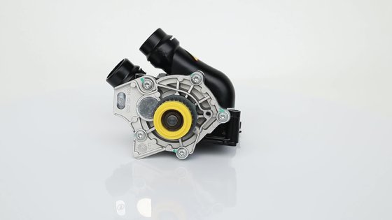 Water Pump 06H121026DD Audi Car Engine Parts Module Thermostat Sensor Gasket supplier