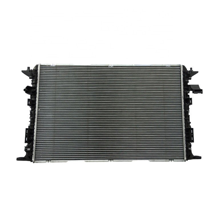 Brazed Aluminium Radiator for Audi A8 4H0121251C Cast Iron Radiator Car Radiator Tank supplier