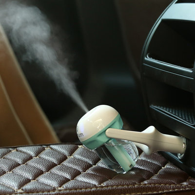 12V Car Steam Humidifier Auto Mini Air Purifier Freshener Car Portable Air Purifier Aroma Diffuser Essential Mist Maker supplier