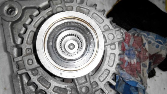 China Profesional Alternator Pulley 535009110 / F-551759.01 / F-551759 distributor