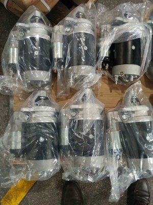 China 2.0KW Bosch Auto Starter 0001362008 / 0001362049 / 0986050570 / S1285 / S1287 / LRS00190 / D11E84 distributor