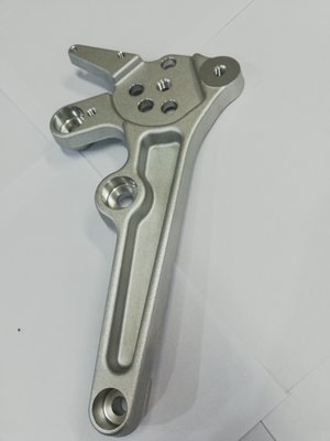 Mill finish Aluminum Forged Products Soaking Temper Tie Rod Textile Parts