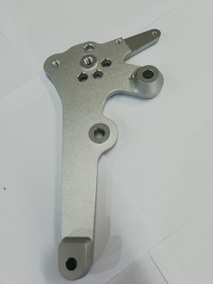 Mill finish Aluminum Forged Products Soaking Temper Tie Rod Textile Parts