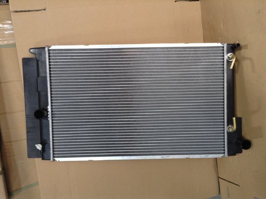 Plastic Tank 2007 Toyota Corolla Aluminum Radiator ZRE144G 16MT 600X368X16mm Core