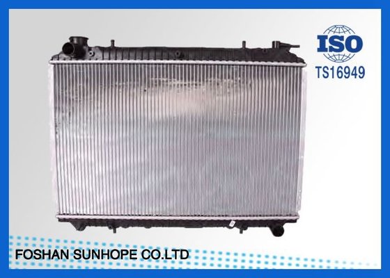 High Heat Transfer Nissan Vanette Radiator 700*48mm Tank Superior Corrosion