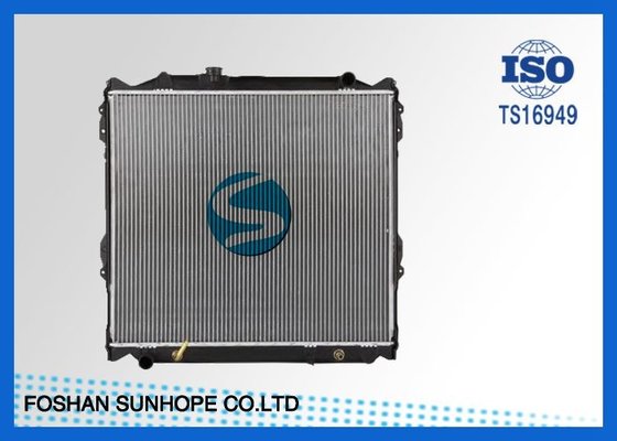 OEM 16400-75180 Toyota Prado Radiator VZJ95 26AT DPI 1998 / 2207 Oil Cooler Aluminum Welding