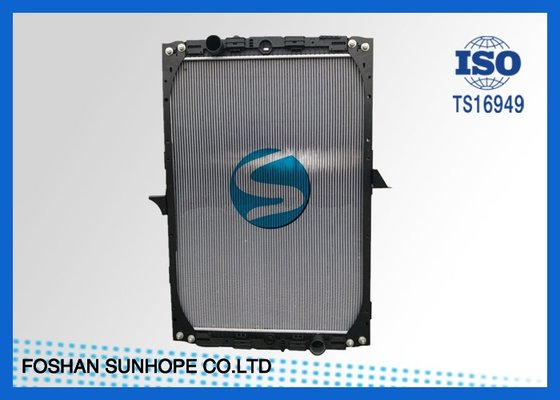 DAF XF95 Heavy Duty Truck Radiators 48mm Core Aluminum Alloy Max Cooling Efficiency