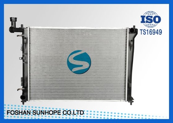 Oil Cooler Hyundai Car Radiator 16AT , 2007 Hyundai Elantra Radiator Plastic Tank HYU054