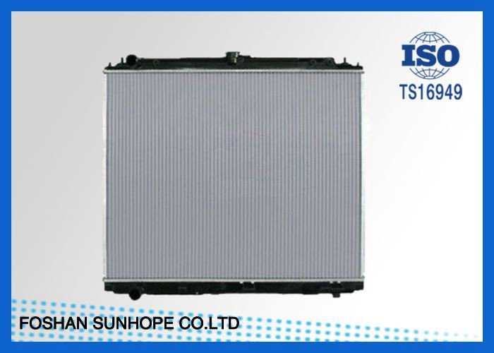 XTERRA Nissan Car Radiator Plastic Tank , Nissan Frontier Radiator Aluminum Core