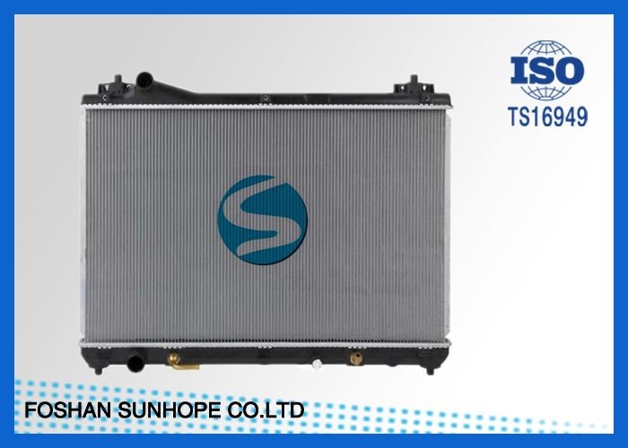 Aluminum Welding Suzuki Car Radiator , Suzuki Radiator Replacement Plastic Tanks SUZ025