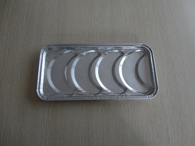 Multi cavity Disposable Foil Baking Trays Rectangle For Croissants 0.07mm Thickness