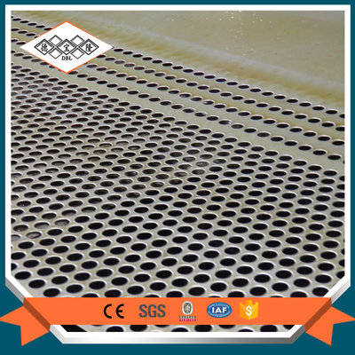 SS 304 perforated filter mesh  / decorative perforated metal mesh