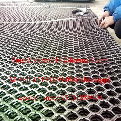 diamond expanded metal panel for dock leveler loading ramp bridge