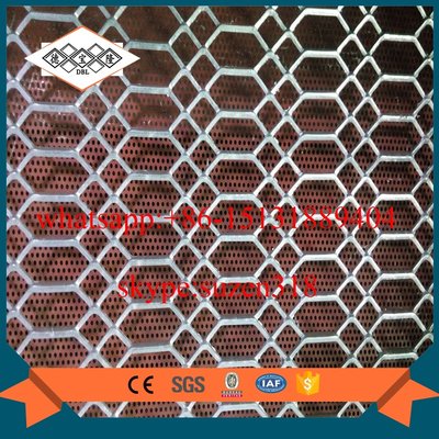 4ft*8ft  hot dip galvanized gothic hole heavy duty expanded metal panel