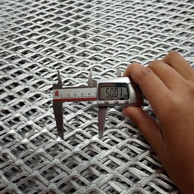 Steel Expanded Metal Sheet Flattened (3/4 #9) .120" x 24" x 48"