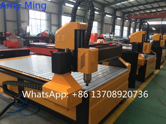 4x8 ft Automatic 3D Cnc Wood Carving Machine , 1325 Wood Working Cnc Router for Sale
