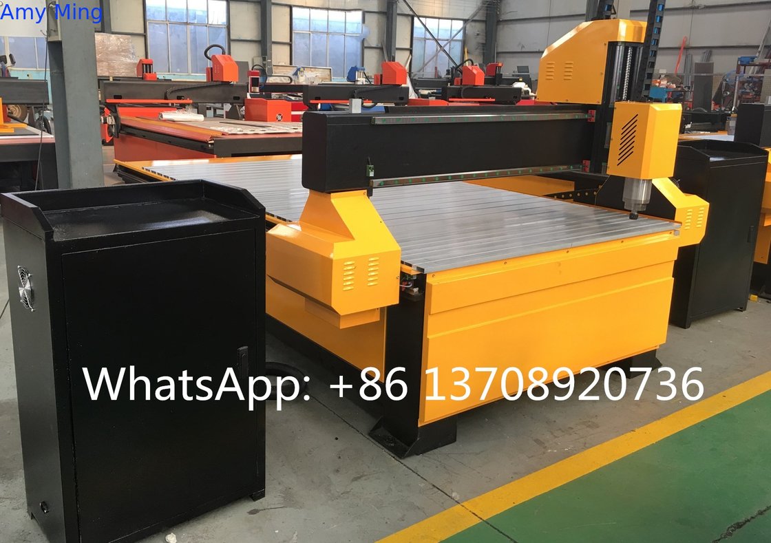4x8 ft Automatic 3D Cnc Wood Carving Machine , 1325 Wood Working Cnc Router for Sale