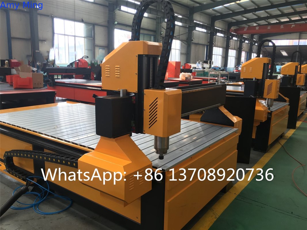 4x8 ft Automatic 3D Cnc Wood Carving Machine , 1325 Wood Working Cnc Router for Sale