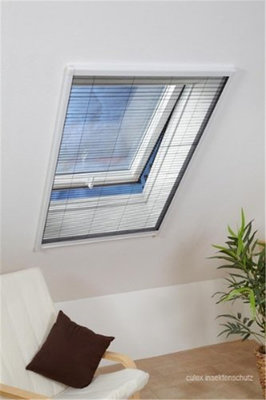 Easy Assemble Pleated Window Screen With Powder Coating Surface Treatment