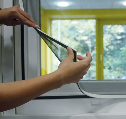 Removable Fiberglass Insect Screen , Anti Dust Insect Window Screen