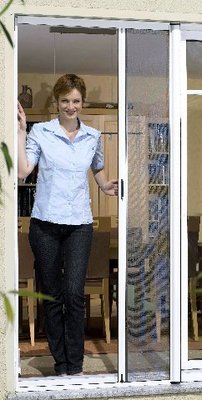 Retractable Screen Door Tear Proof Roll Up Bug Screen With REACH SVHC174