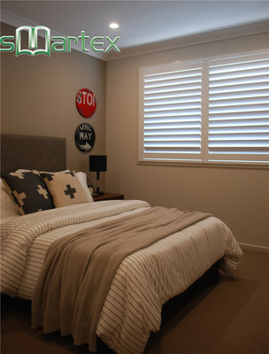 Customized Extruded PVC Plantation Shutters White Color Waterproof Faux Wood