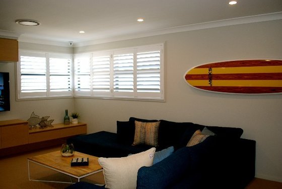 Outdoor Waterproof PVC Plantation Shutters Hight Weighted Sliding Door Protect Privacy