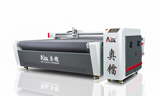 Fiberglass cutting machine