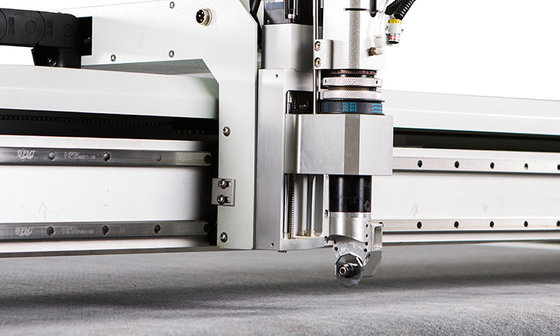 Fiberglass cutting machine
