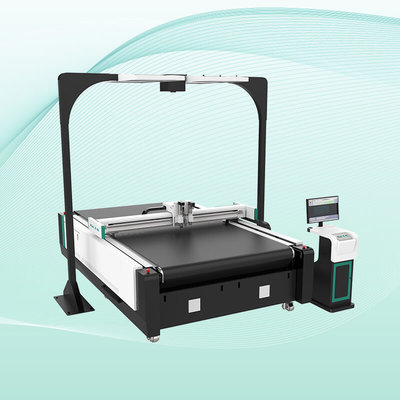 Automatic curtain cutting machine