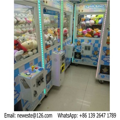 Factory Price Taiwan Arcade Games Machine Lucky Star Cranes Claw Machine
