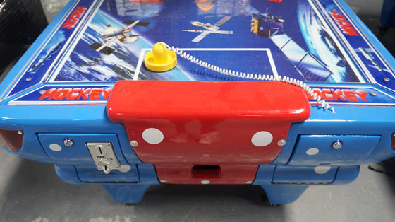 Easy Maintenance Door Universe Portable / Commercial Air Hockey Table