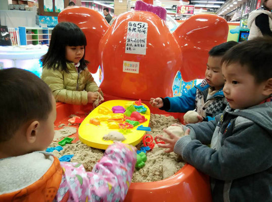 Amusement Park Fiberglass Sand Table Elephant Shape Indoor Equipment