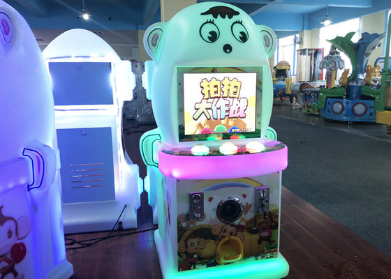 Rotational Moulding Patting Redemption Game Machine W75 X D56 X H126 CM Size