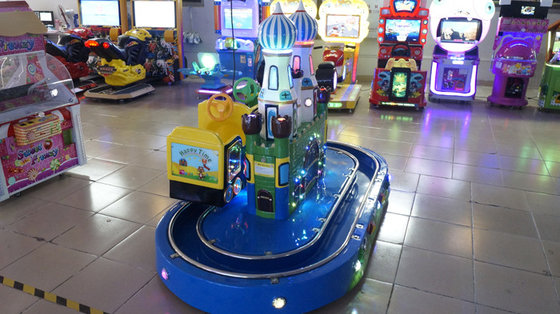 Holiday Resorts Coin Operated Boat / Amusement Rides Iron And Hardware Material