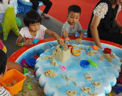 Children Fiberglass Sand Table Funny Amusement Park Items Adorable Appearance