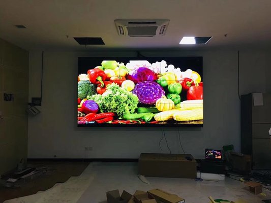 Indoor 55inch LG 3.5mm bezel 500nits LCD Video Wall with Wall Mount/Floor Standing Bracket supplier