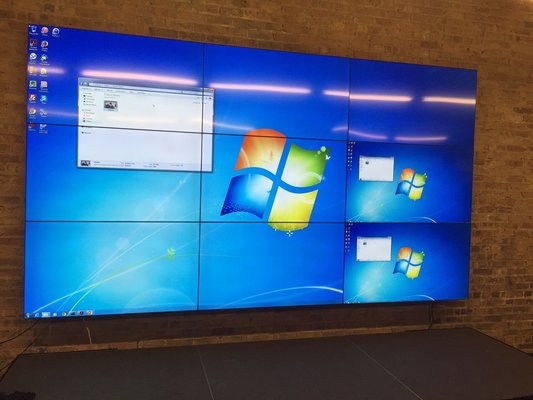 3x3 55inch Samsung 1.7mm Commercial LCD Multi Screen Video Wall Display supplier