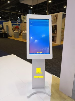 32inch LCD Digital Information Kiosk Android Touch Screen Self Service Kiosk supplier