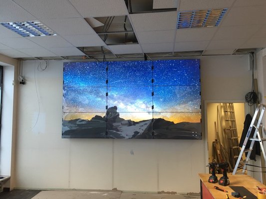 55inch Samsung 1.7mm Ultra Thin LCD Video Wall 7*24 Hours Narrow Bezel LCD Video Wall Display supplier