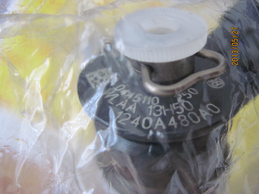 China BOSCH Original Injector 0445110250 for MAZDA 2.5D WLAA-13-H50 /WLAA13H50 supplier