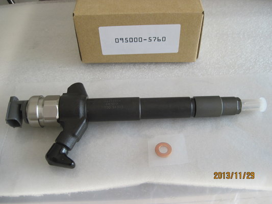 China DENSO Original and New Injector 095000-5760 / 1465A054 for Mitsubishi 4M41 095000-576# supplier