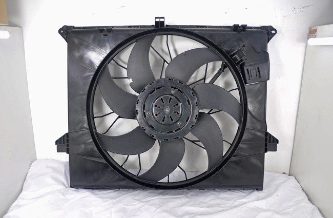 OEM 1645000593 Mercedes Benz Radiator Fan Replacement , 12 Volt Automotive Cooling Fans