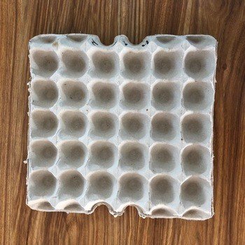 réduisez en pulpe la machine de moulage de plateau d'oeufs/fruit/capacité élevée réutilisant la machine de plateau d'oeufs de papier de rebut avec du CE approuvé