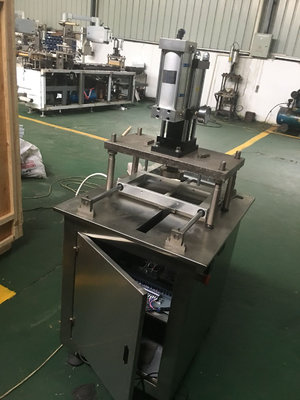 High Speed Soft Paper Three Dimensional Packaging Machine 380V 50-60Hz