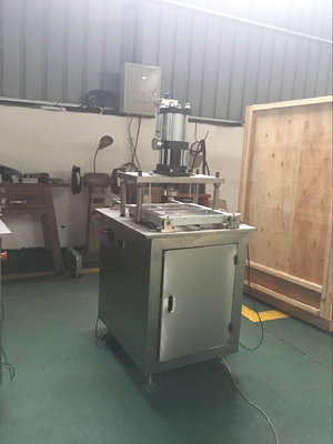 Three Dimensiona Film Packaging Machine Triangle Bag Peas Packing Machine